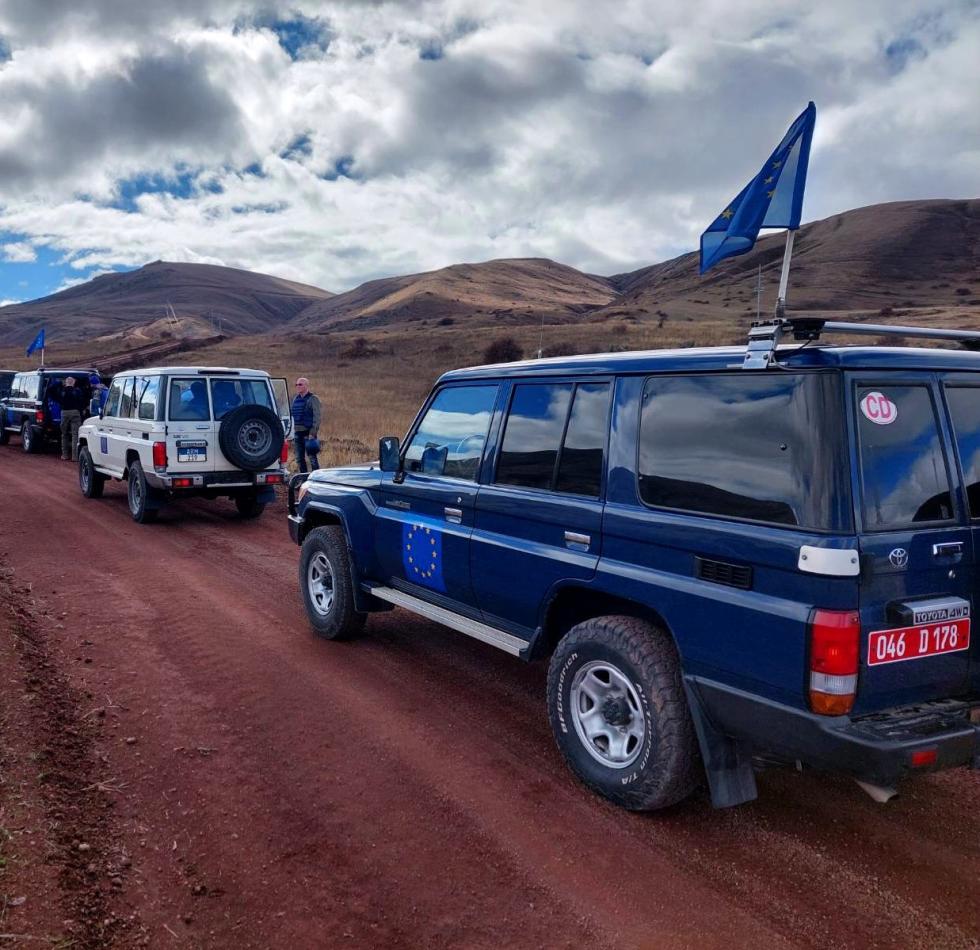 EU Monitoring Mission Reaffirms Border Patrol Mandate in Armenia ...